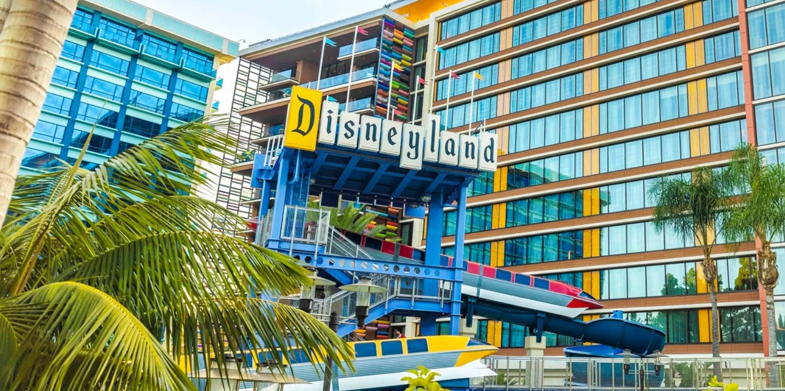 Best Hotels Near Disneyland: Free Comparison Chart & Guide